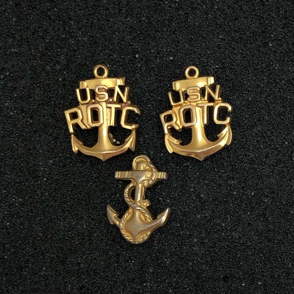 Vintage | Accessories | Vintage 94s Us Navy 10k Gold Lapel Pins | Poshmark